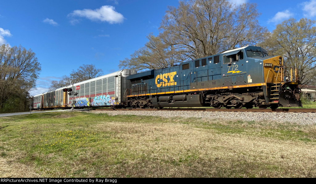 CSX 772 (ES44AC-H)